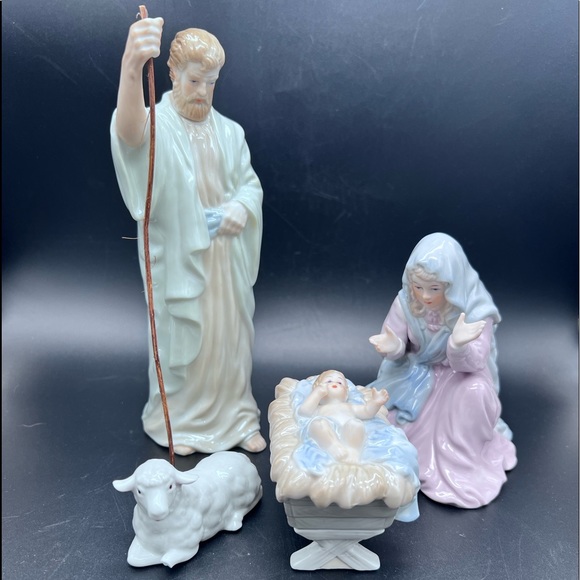 Enesco | Holiday | Vintage Enesco Paul Connolly Nativity Porcelain ...